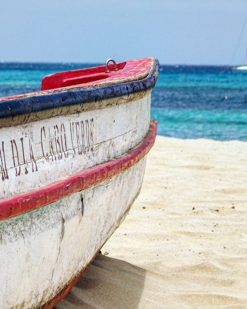 CABO VERDE - ISLA DE SAL - Maleta de Lunares